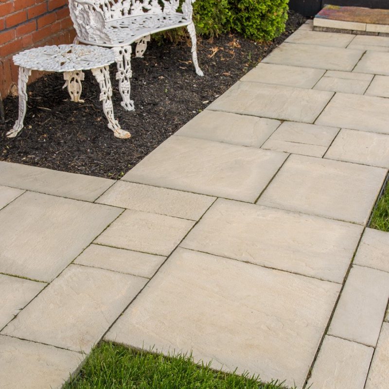 Romanstone is proud to offer our unique line of Rosetta Hardscape products
