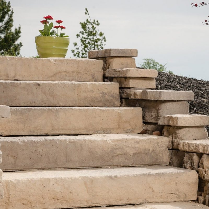 Rosetta Dimensional steps mimic rock-faced limestone steps