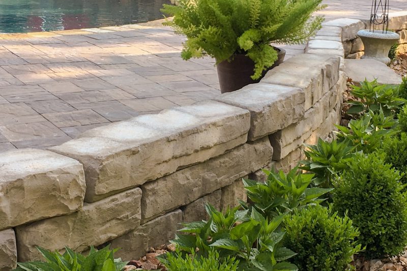 Kodah wall block creates the look of natural quarried limestone