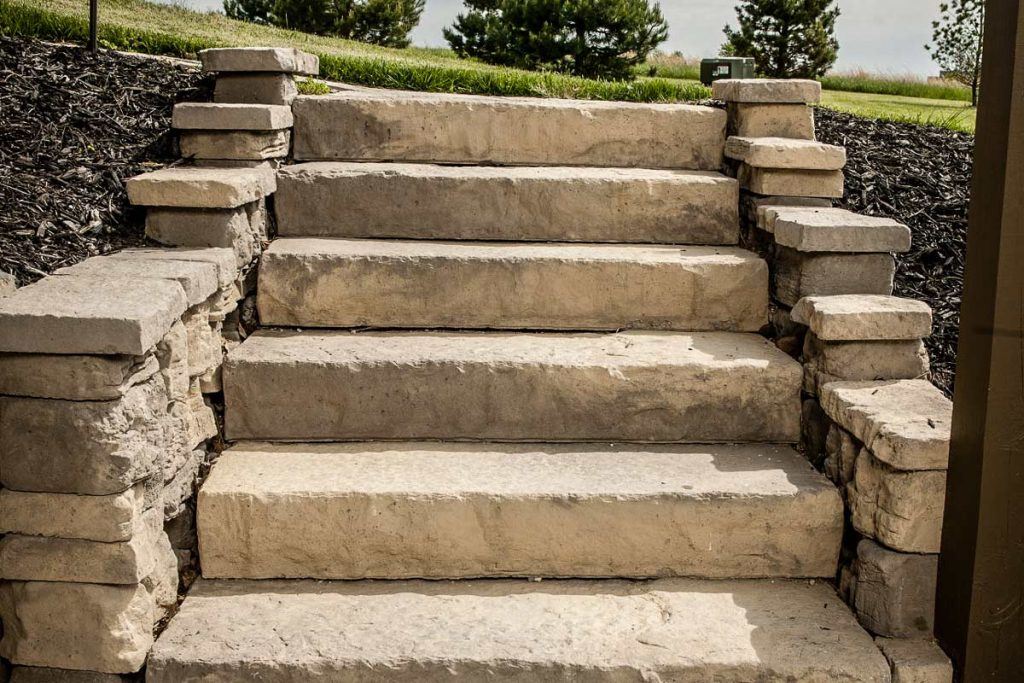 Rosetta Dimensional steps mimic rock-faced limestone steps